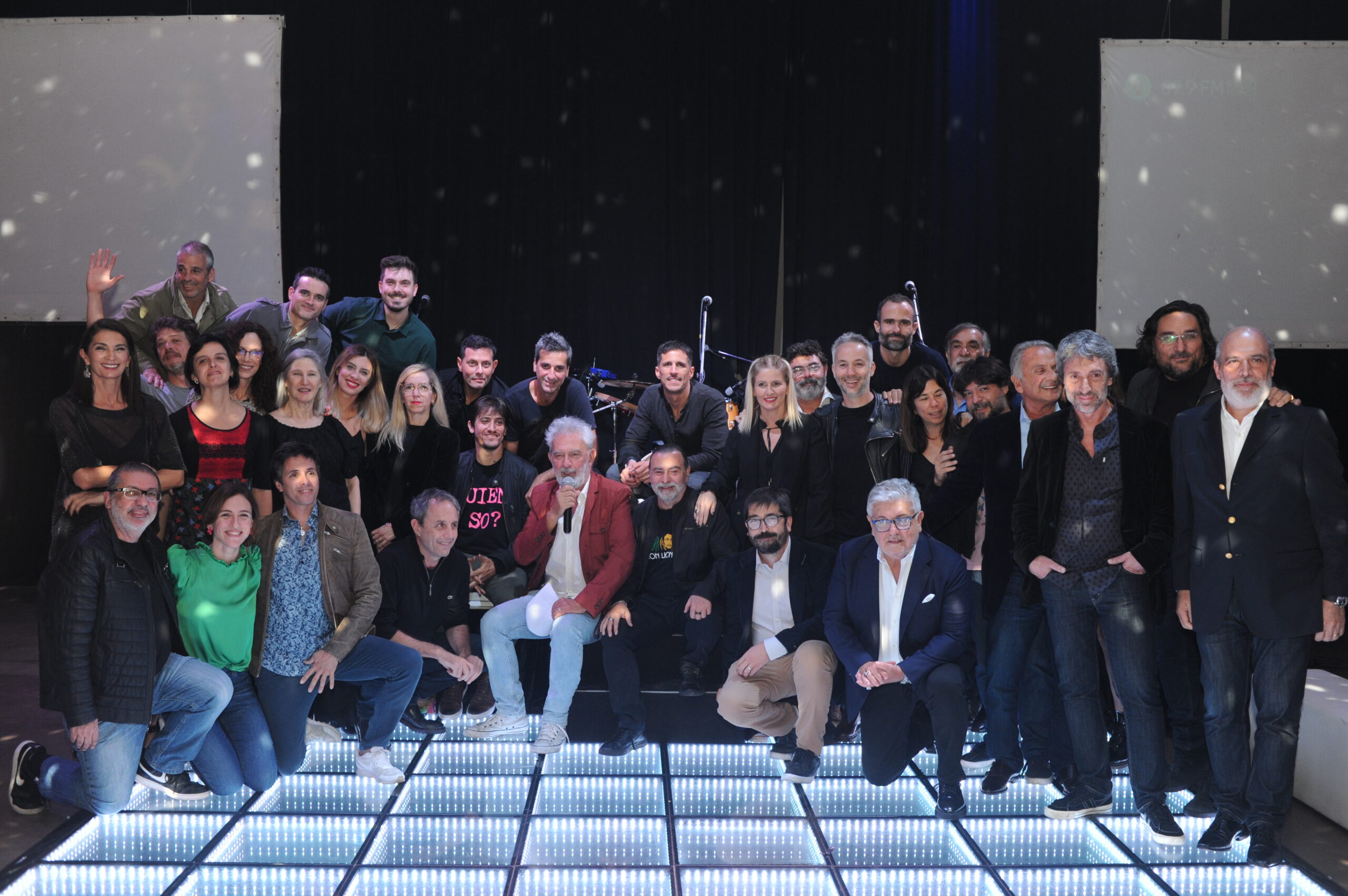 Radio Con Vos celebró siete años al aire con todas sus figuras – FM 89. ...