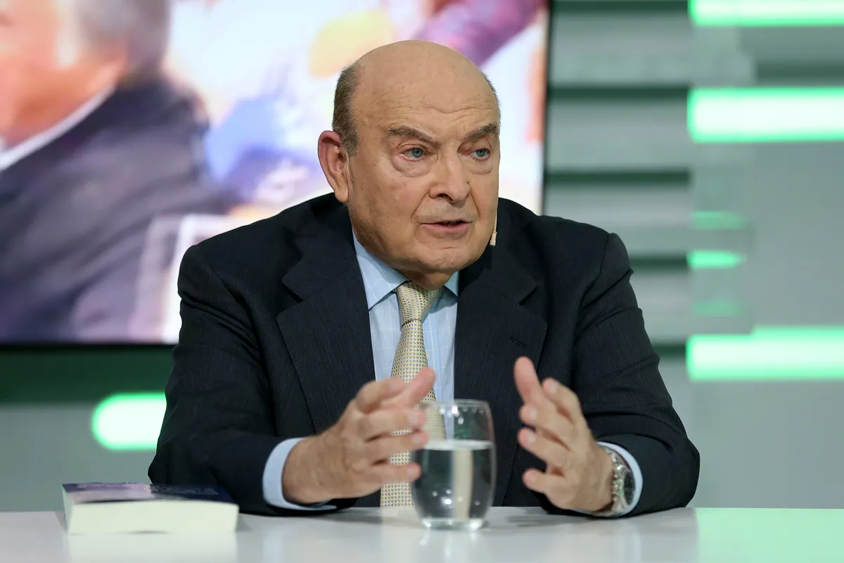 Devaluaciones, por Alejandro Bercovich - FM 89.9 Radio con vos