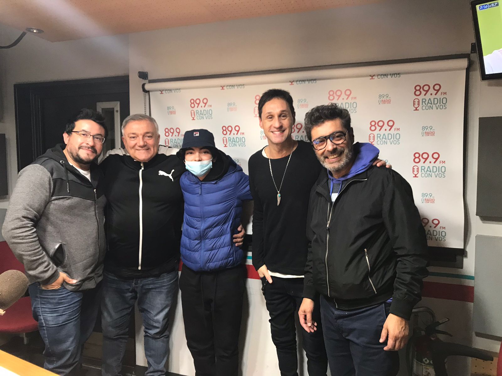 Fabricio Rodríguez presenta "Vivir" - FM 89.9 Radio con vos