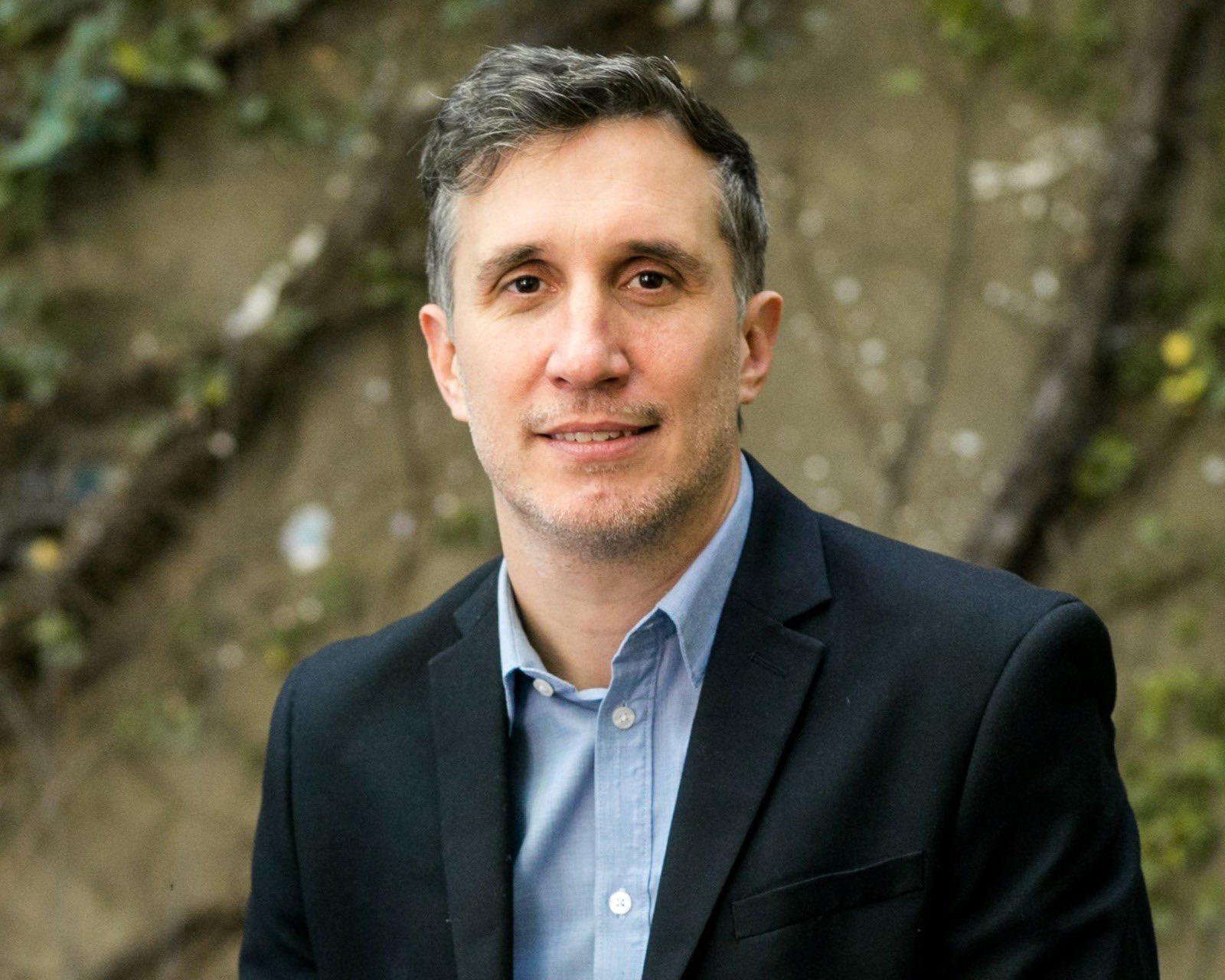 Rapetti: "Massa trata de impedir una recesión y para hacerlo pone en ...