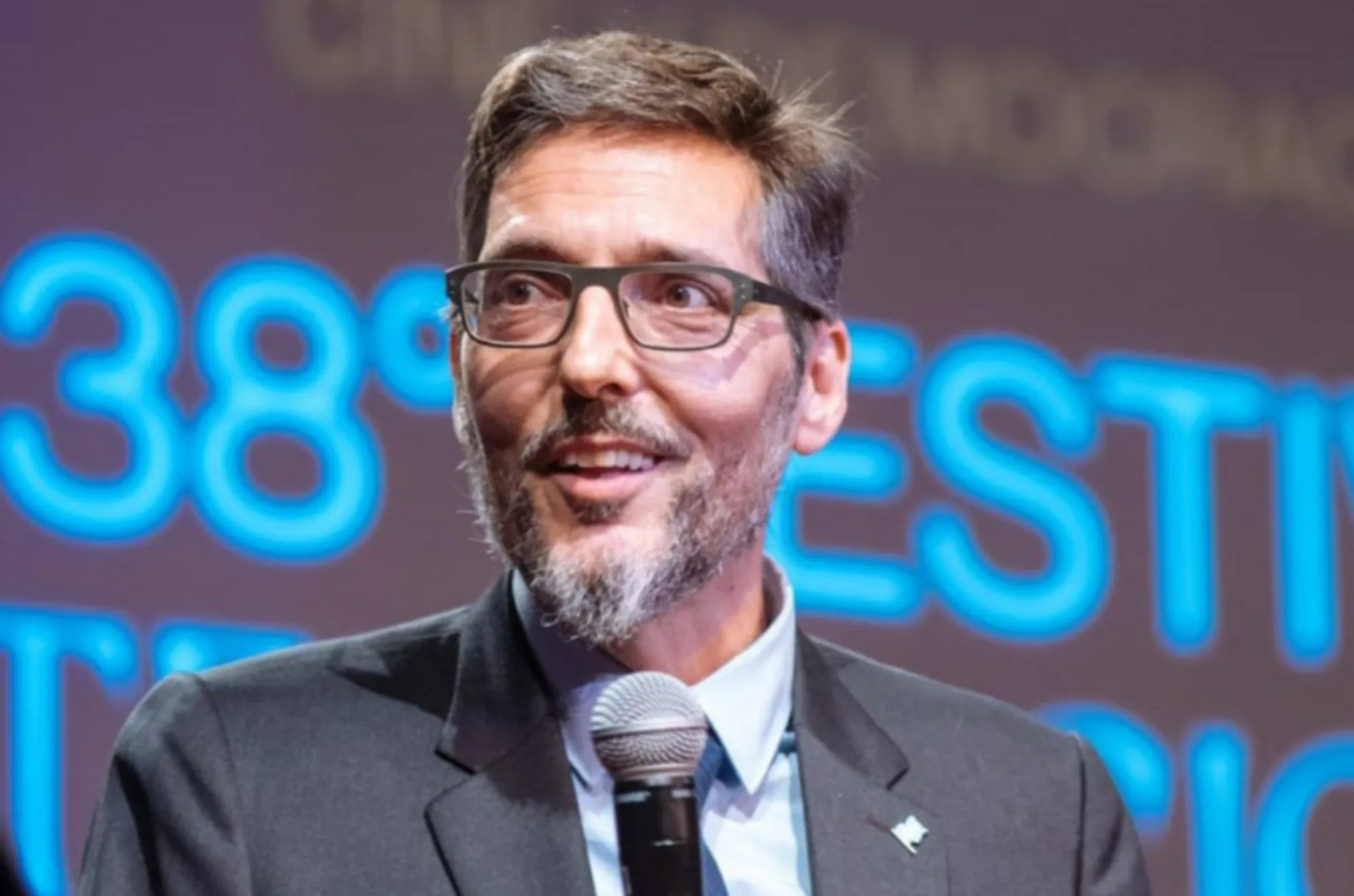 Fernando Juan Lima: "Mucho dichos de Milei son sobreactuaciones para el público propio" - FM 89. ...